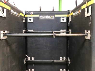 Inflatable trench shield - Musthane